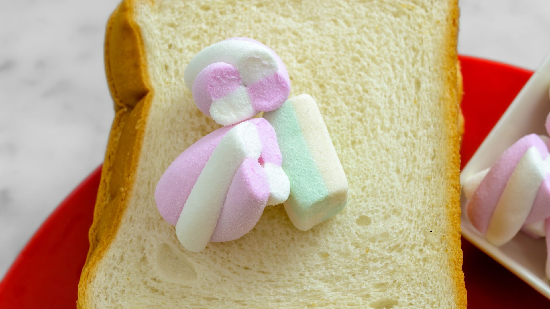 How to Fix Stale Marshmallows: Simple Tricks to Bring Back the Fluff ...